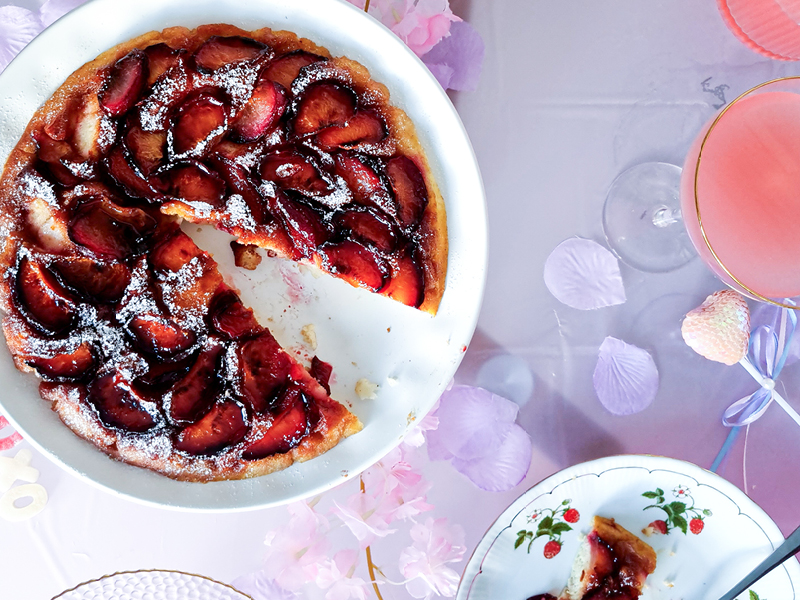 LETHABOS UPSIDE DOWN PLUM PANCAKE | Sweets Recipes | AMC Cookware